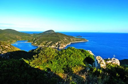 Γιατί σαν την Χαλκιδική... δεν έχει!