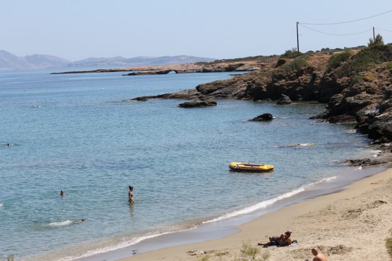 Νάξος: 40 προτάσεις και αξιοθέατα μαζί με παραλίες