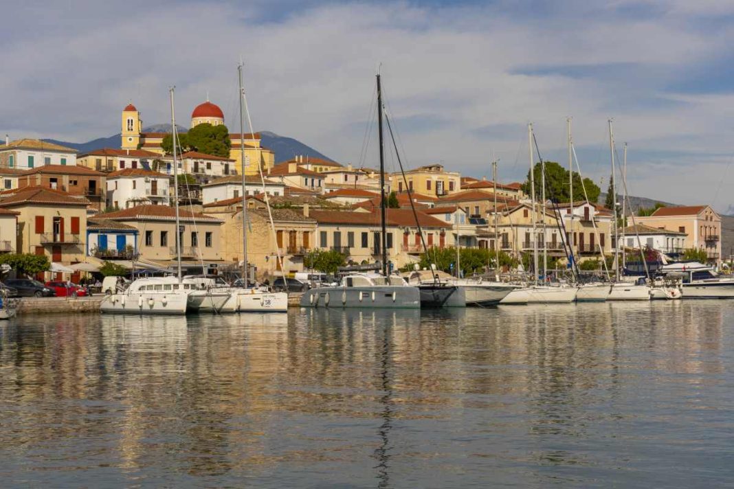 Γαλαξίδι: Εκδρομή δίπλα στη θάλασσα! Τι θα δείτε και που θα φάτε ...