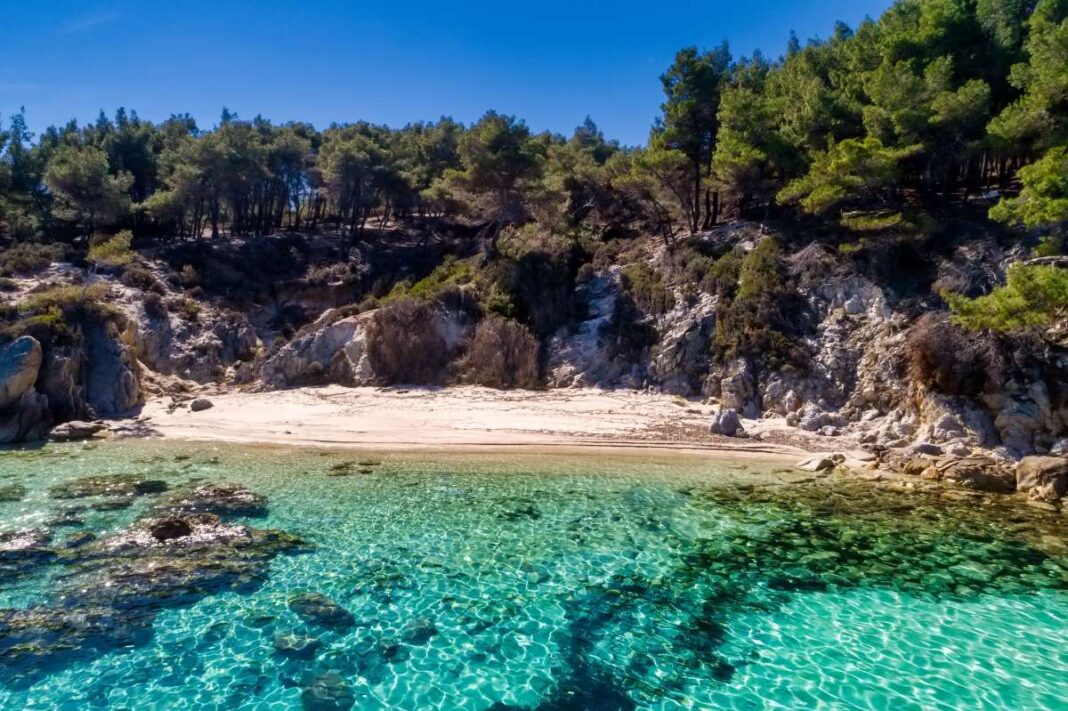 Οι 10 καλύτερες παραλίες της Χαλκιδικής