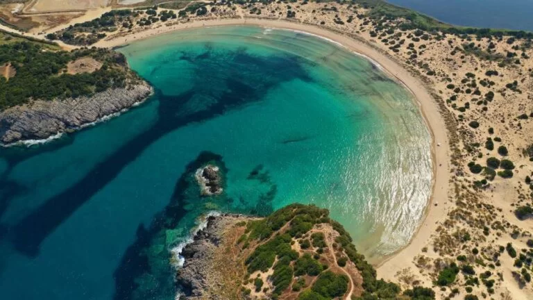 Η διάσημη παραλία της Μεσσηνίας που είναι ανάμεσα στις ομορφότερες ...