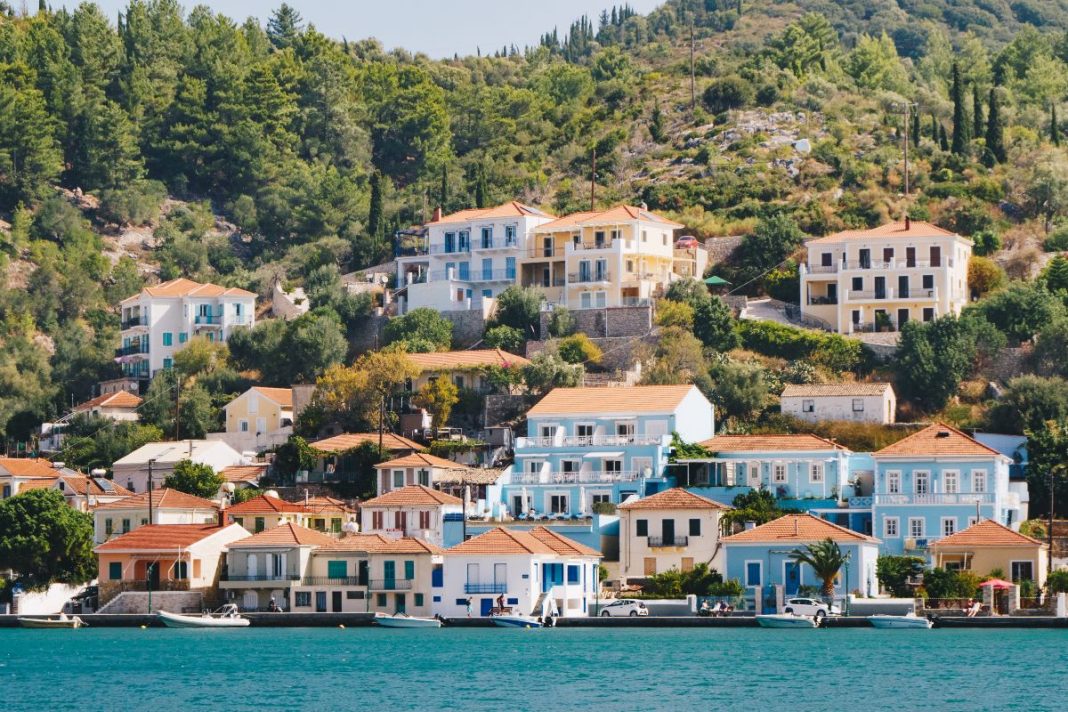 Ιθάκη: Πλήρης οδηγός για ονειρεμένες διακοπές στο νησί του Οδυσσέα