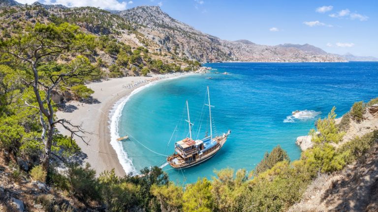 20 λόγοι για να κάνεις διακοπές στην Κάρπαθο