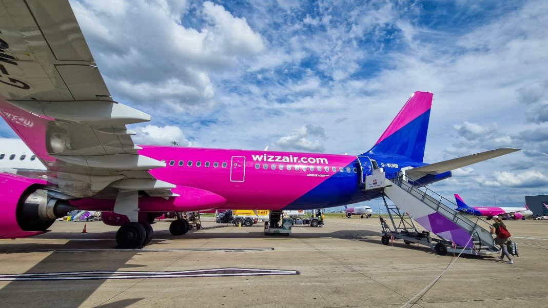 Wizz Air: Ενισχύει την παρουσία της στην Ελλάδα το 2026 με νέα δρομολόγια