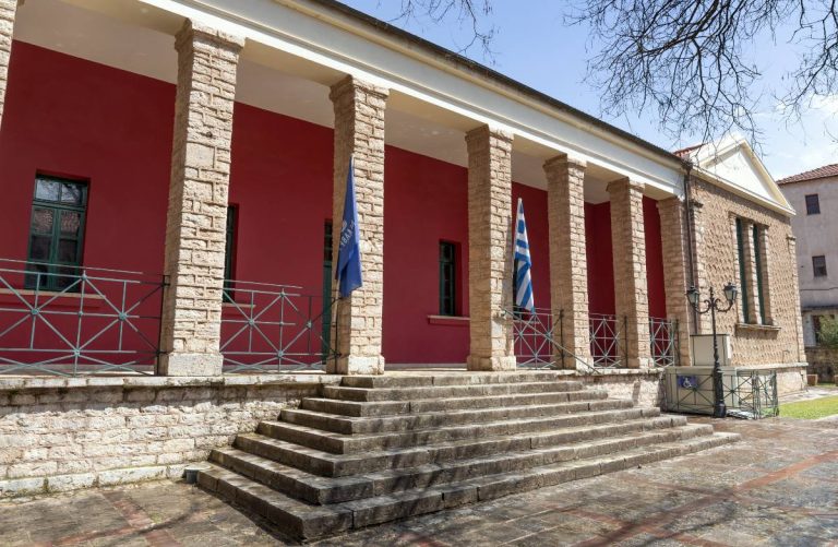 Καλάβρυτα: Τι να κάνετε και τι να δείτε - Αξιοθέατα, δραστηριότητες και ...
